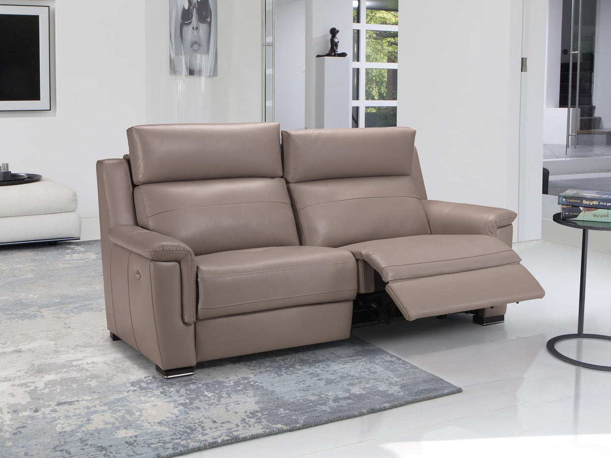 Capricorn – Designer Sofas Group